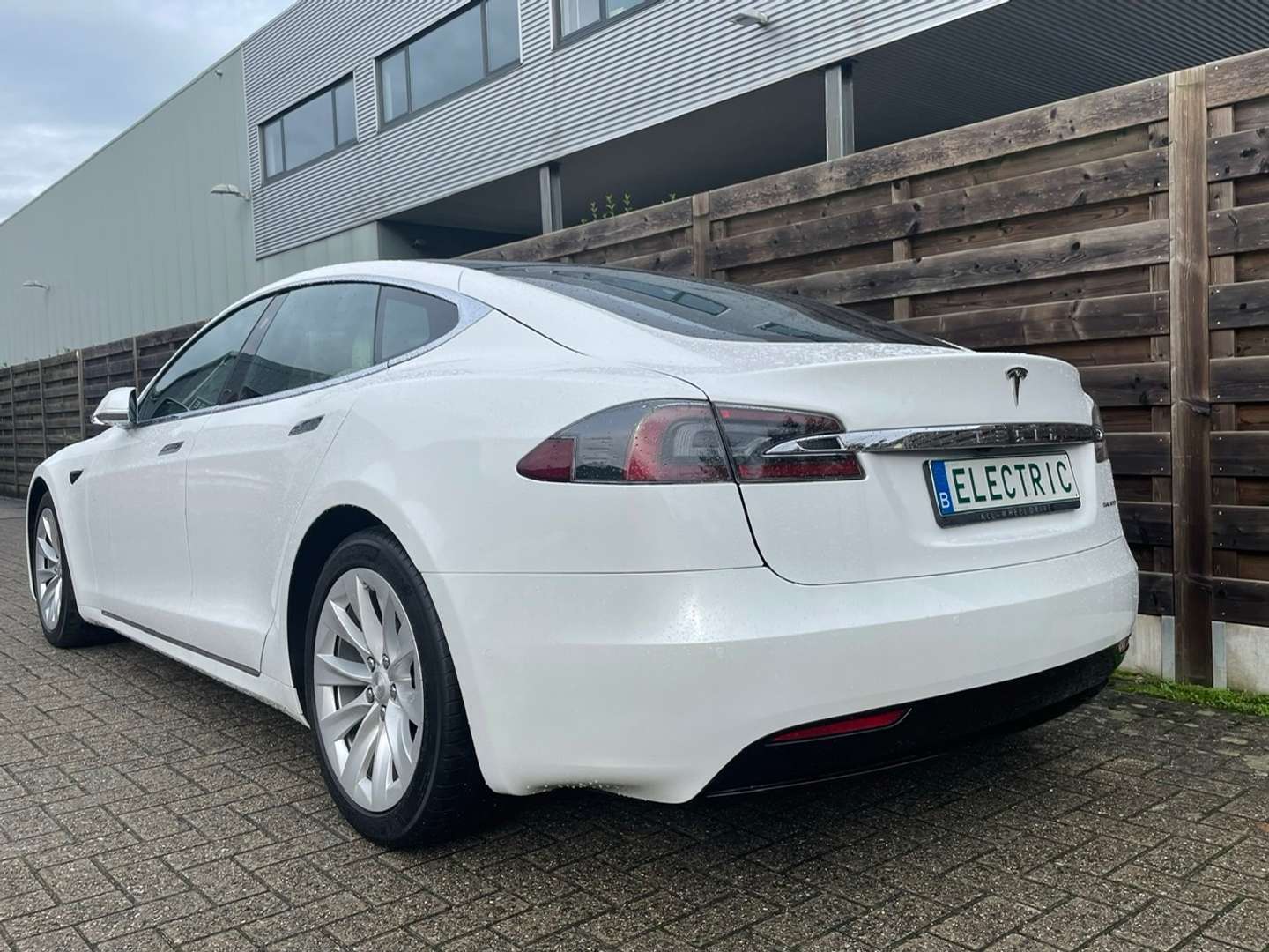 Tesla Model S Long Range Plus – Electric Garage