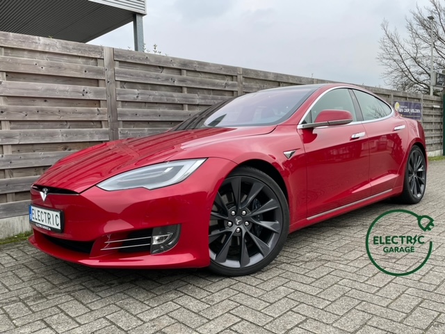 Tesla Model S Long Range Raven – Electric Garage